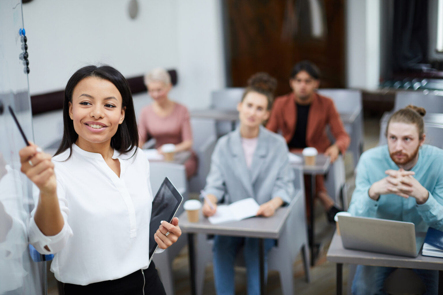 How to Be an Effective Lecturer - Culture Bully